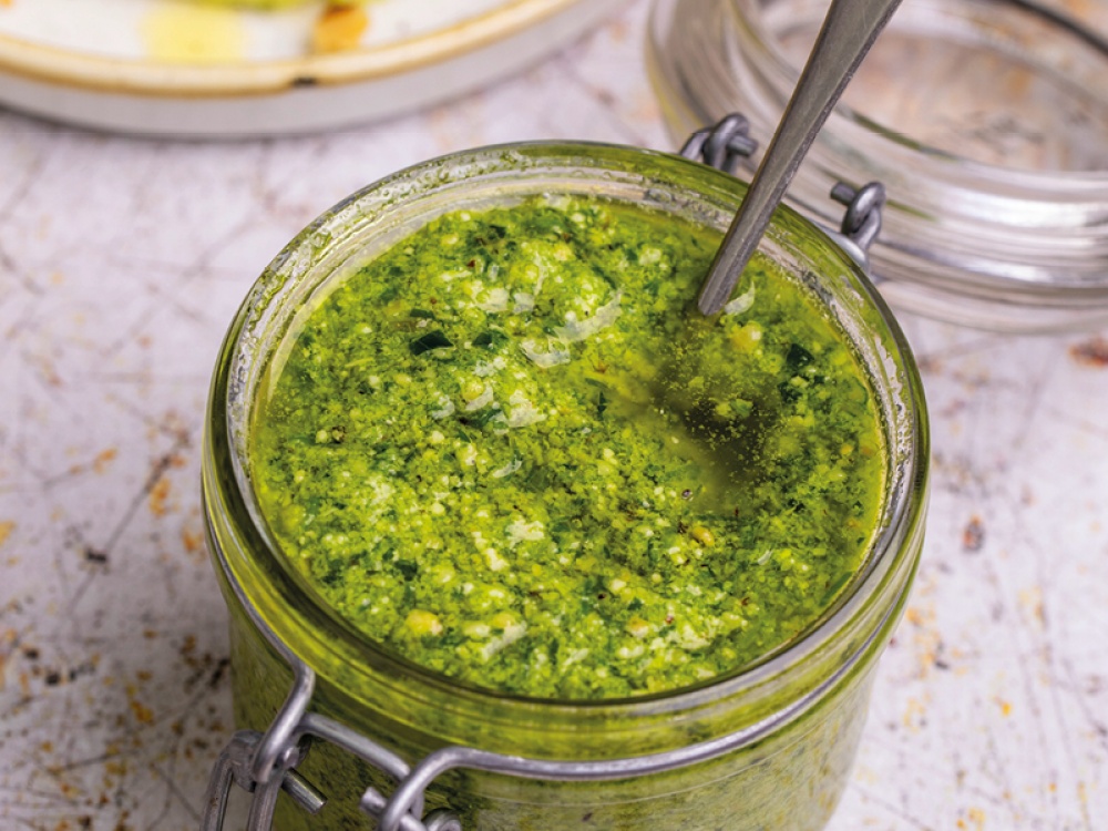 How To Make Wild Garlic Green Pesto Living North